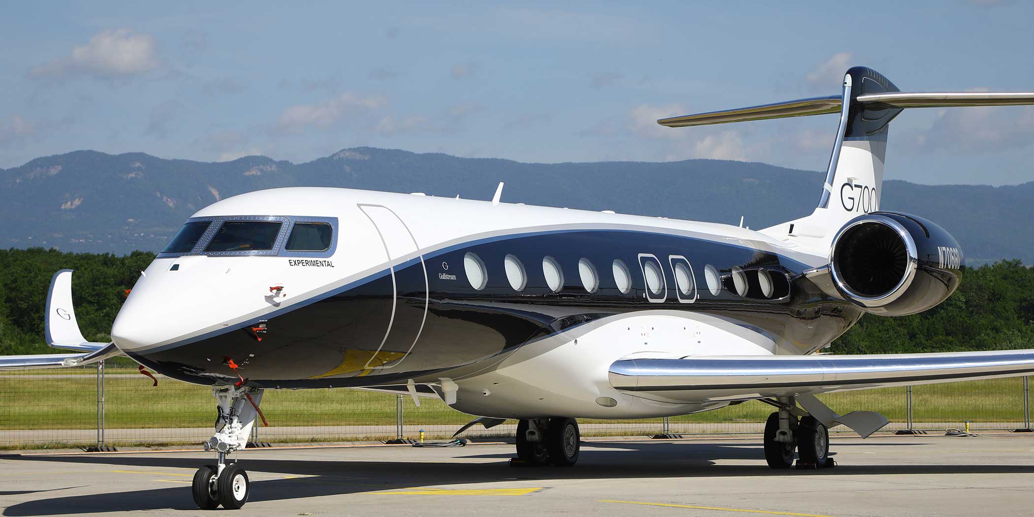 Gulfstream Deliveries Climb 54% as G700 Provides Lift | Business Jet ...