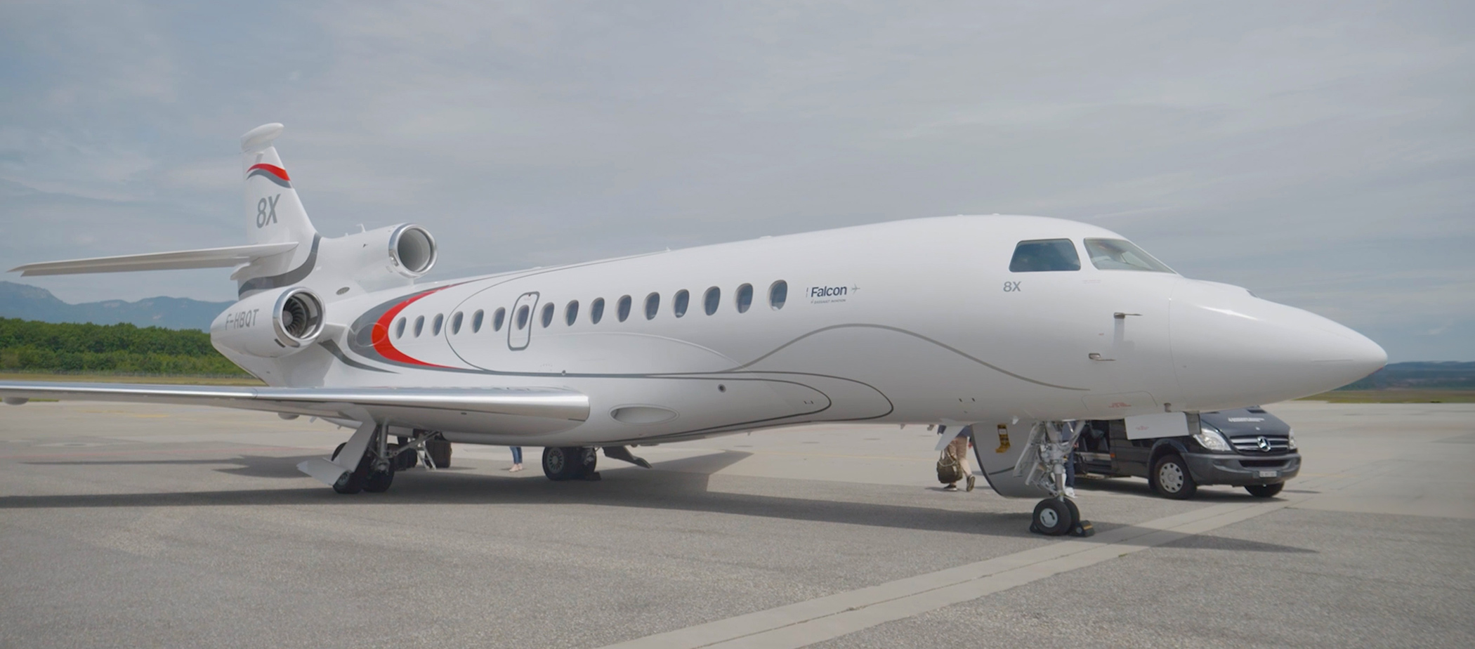 Dassault Pilots Fly Falcon 8X into Geneva | Business Jet Traveler
