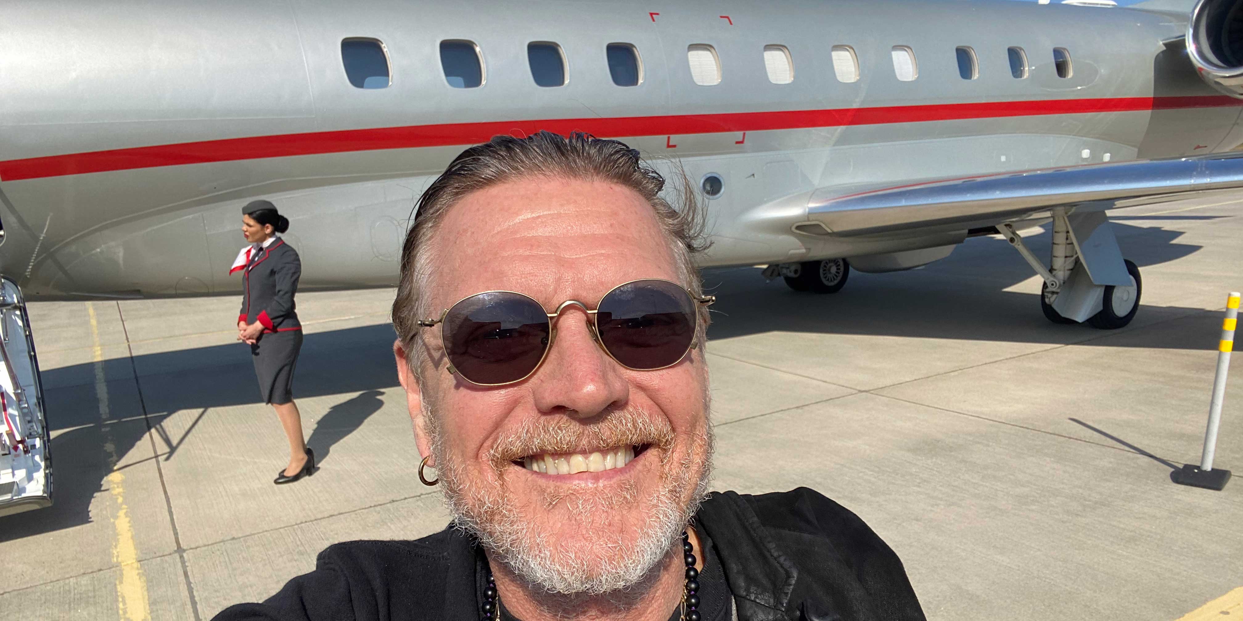 Q&A: Def Leppard Drummer Rick Allen | Business Jet Traveler
