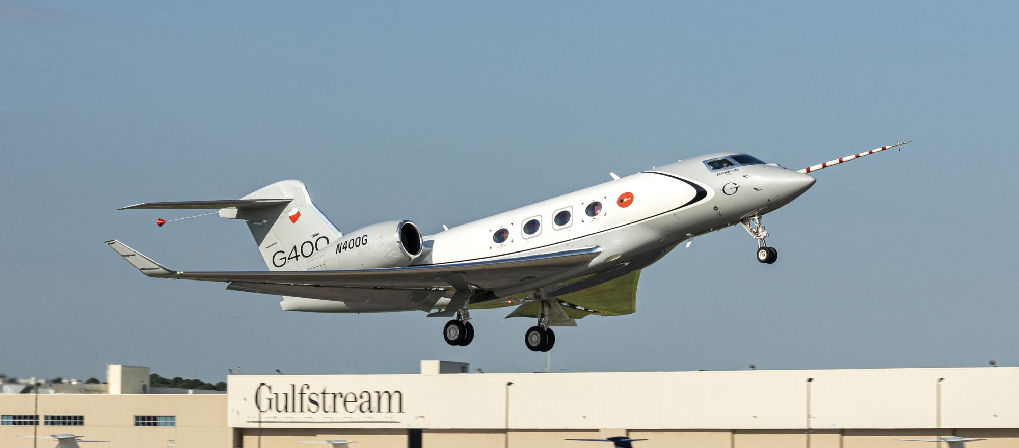 Gulfstream's G400 Begins Flight-test Program | Business Jet Traveler