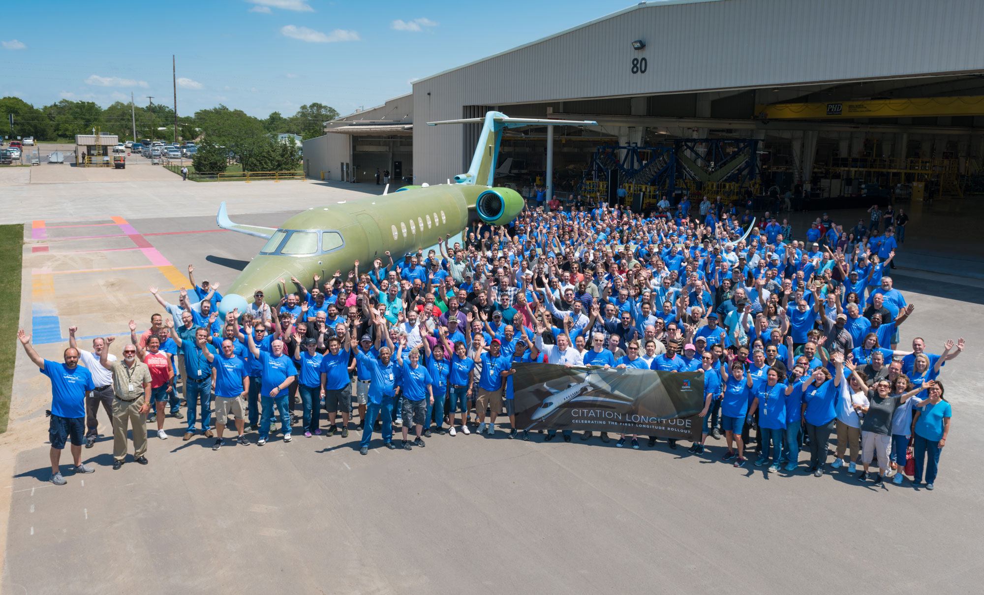 Textron Rolls Out First Production Citation Longitude | Business Jet ...