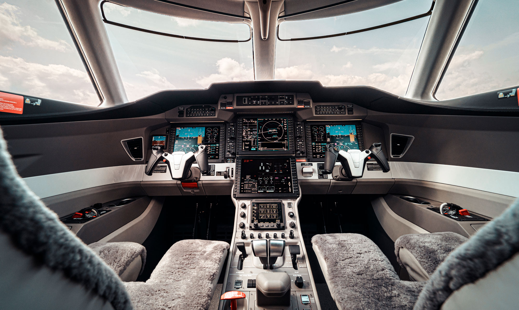 Pilatus Refines PC-24 with New Cabin, Pilot Features | Business Jet ...